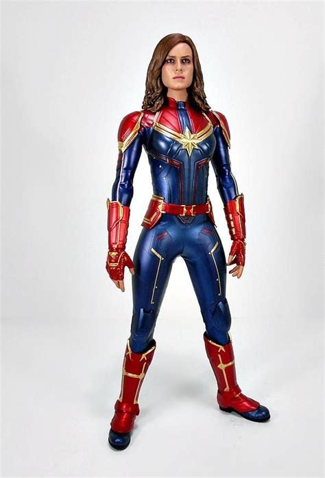 Hot Toys Mms 552 Captain Marvel Deluxe Version Hobbies And Toys Toys