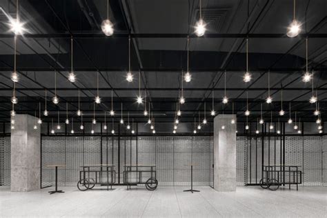 Neriandhu Uses Translucent Glass Bricks For Walls Of Beijing Function Room