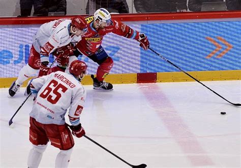 Fotogalerie HC Oceláři Třinec HC Dynamo Pardubice semifinále play off
