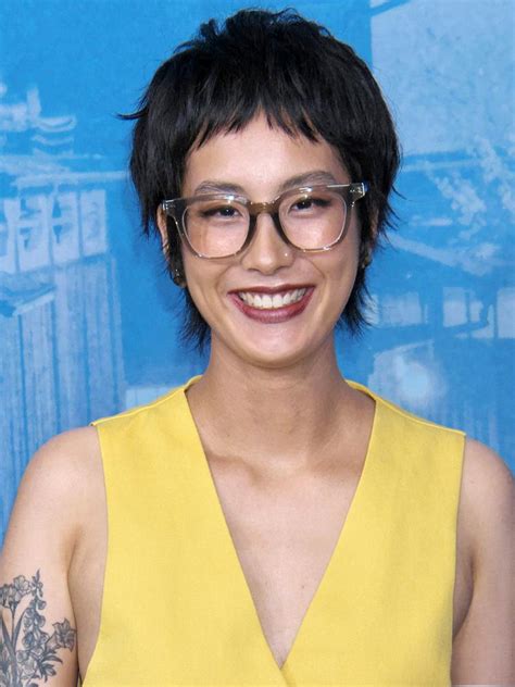 Annie The Clumsy Musician Actress