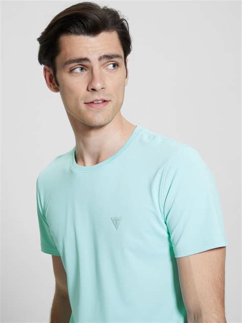 Tech Stretch Patch Tee Guess