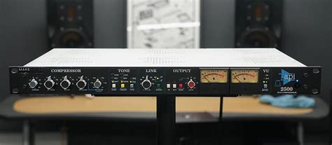 API 2500 Bus Compressor Reverb