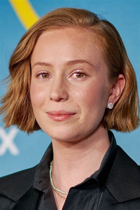 Hannah Einbinder Profile Images — The Movie Database Tmdb