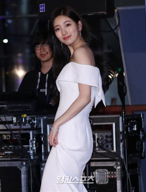 백상예술대상 수지 움짤 모음 인스티즈instiz 이슈 카테고리