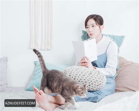 Hoi Yan Ng Feet Aznudefeet