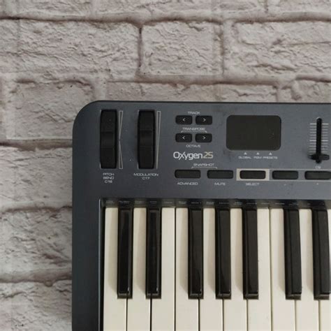 M Audio Oxygen 25 Midi Controller Evolution Music