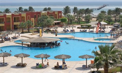 بعد منافسة شرسة شرم الشيخ أفضل وجهة سياحية آمنة في العالم الهيئة