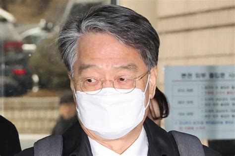 딸 채용 청탁 혐의 전 선관위 사무차장 첫 재판서 혐의 부인