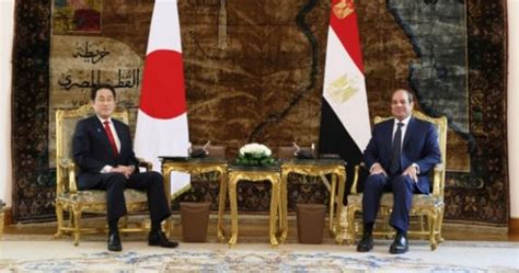 رئيس وزراء اليابان يهنئ الرئيس السيسي ويؤكد على دور مصر فى استقرار