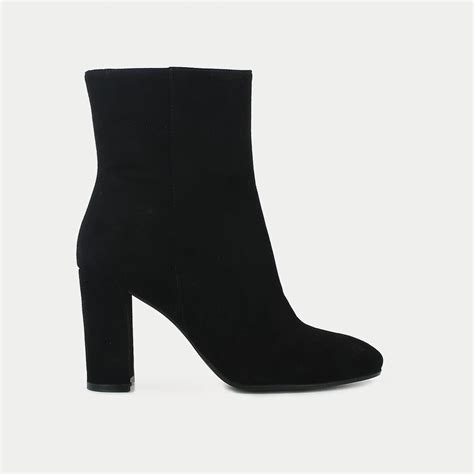 Bottines En Velours Noir Jonak à Talon
