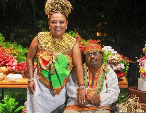 Babi Cruz esposa de Arlindo Cruz explica motivo de internação do