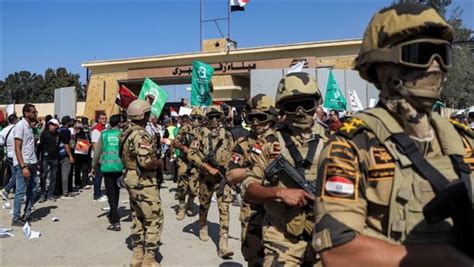 بعد عبور 20 شاحنة غلق معبر رفح ولا أنباء عن خروج أحد من القطاع