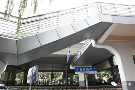 城市温度：方便老人过街，上海黄浦首座人行天桥加梯基本完工重庆南路项目电梯