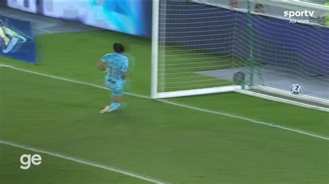 Vídeo Aos 3 min do pênaltis gol de pênalti de Tarciane do