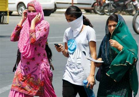 Jammu Records Seasons Highest Temperature At 44 Degrees India Tv