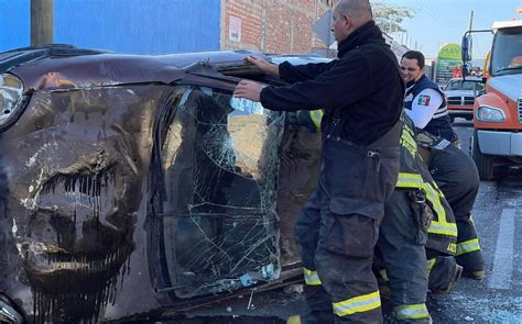 En Tlaquepaque volcadura deja a cuatro personas heridas Telediario México