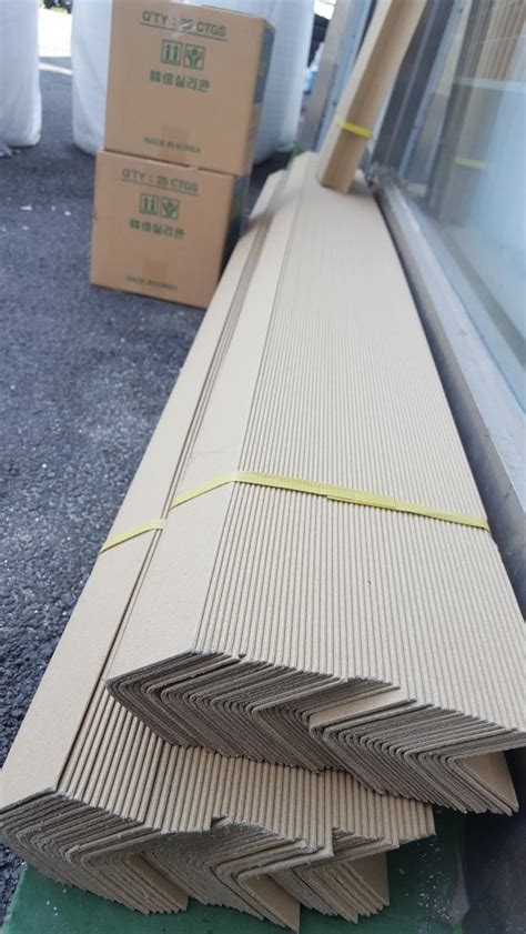 종이롤 골판지 종이보양재 플라베니아 Pvc골판지 Pvc보양재 플라스틱보양재 종이판지 종이코너보양재 종이각대 Pvc각대 Pvc코너보양재 수중실리콘 무독성실리콘 인체에무해한