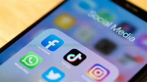 Managing Racist Comments On Social Media By Employees Michelmores