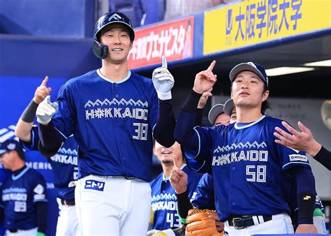 石井一成 移動トラブルに負けずハッスル 好調の要因は仲良しな先輩！？ 道新スポーツ Doshin Sports