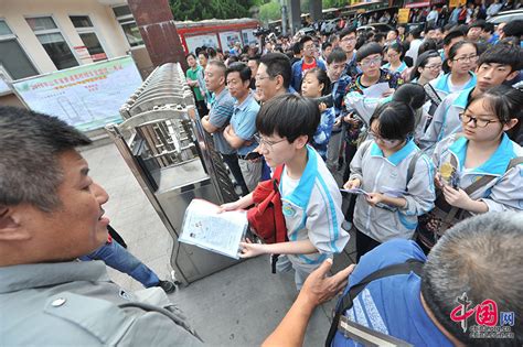 2016年全国高考正式拉开大幕 940万考生赴考 组图 图片中国中国网