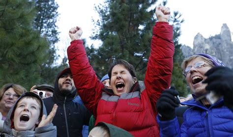 El Capitan Free Climbers Make History By Conquering Yosemite Peak