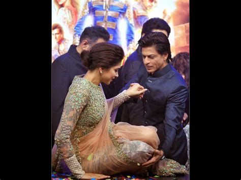 Shahrukh Khan Deepika Padukone Intimate Scenes Padmavati Shahrukh Khan