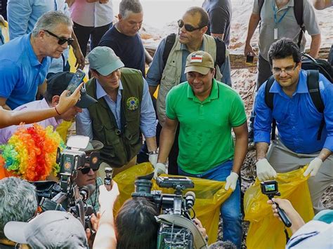 Plano De Combate Ao Lixo No Mar Retira 400 Toneladas De Lixo Em