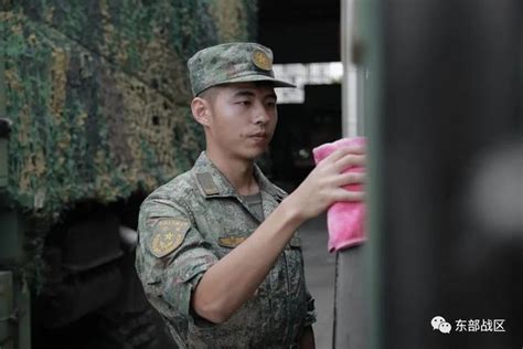 關注｜又是一年退伍季，老兵選擇這樣道別 每日頭條