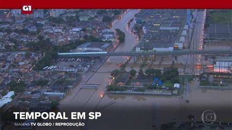 G1 Em 1 Minuto Forte Chuva Isola Cidades Mata 7 E Deixa Desaparecidos