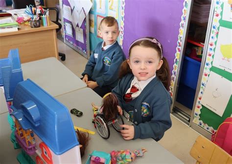 Photos Fab Friday At Scoil Eoin For First Day At School Traleetoday Ie