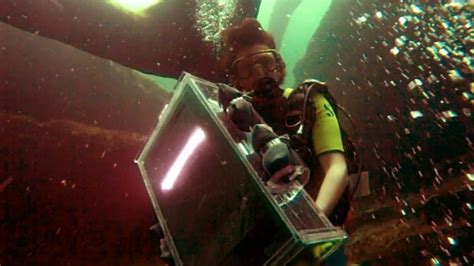 Experimental Underwater Scanner Makes For Beautiful Happy Accidents