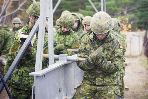 Lx04 2016 0001 1 Lx04 2016 0001 01 © 2016 Dnd Mdn Canada S… Flickr