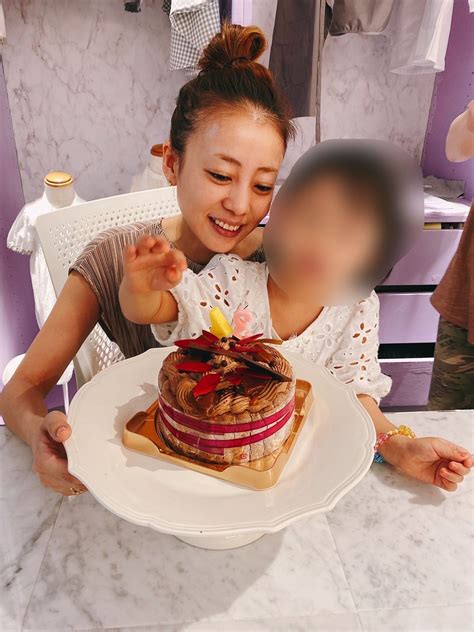 写真 8ページ目髪を掴んで引き摺る父親に「パパやめて！」と泣き叫び才賀紀左衛門（34）元妻・あびる優との8歳長女aちゃんに“面前dv