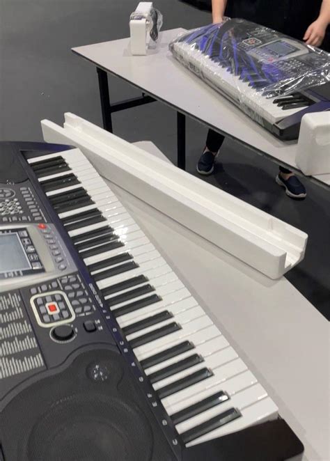 Techno Keyboard 61 Keys With Solid Platinum Double X Stand Hobbies
