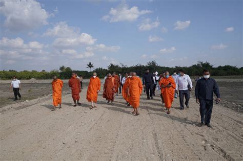 សម្តេច ឃឹម សន និងឧកញ៉ា ផន វណ្ណិត