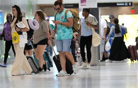 Air Travel Is Getting Worse Thats What Passengers Are Telling The Us