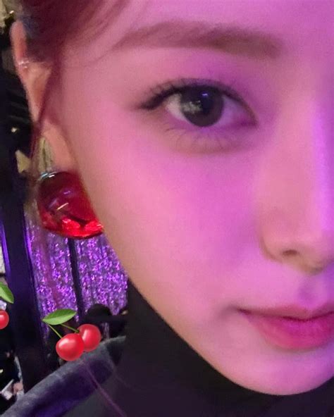 Itzy Yuna R Kpopfap