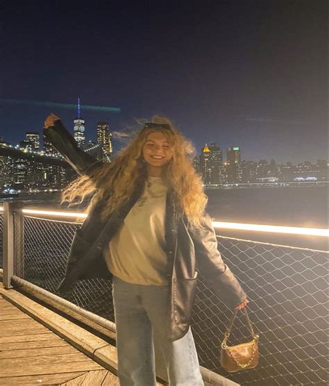 Katelyn Dewitt Katelyndewitt • Instagram Photos And Videos In 2022