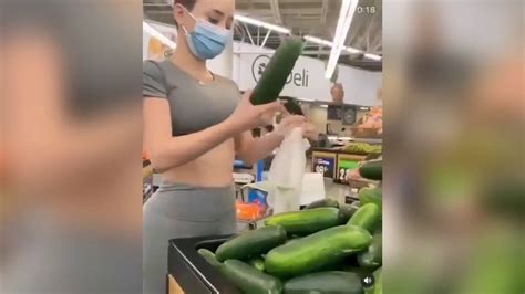 That Look On His Face Is Epic😂🔥 Check What This Girl Is Doing With Cucumbers 😜 Youtube