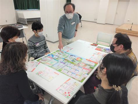 【開催報告】第82回フミコムcafe 超高齢社会体験ゲーム「コミュニティコーピング」ボードゲームから学ぶ、まちづくり・社会課題解決のヒントとは