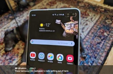 Dibanderol Paling Mahal Punch Hole Samsung Galaxy S10 Plus Jadi Guyonan