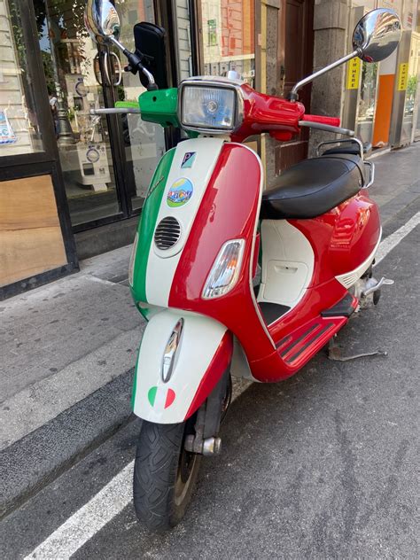 Piaggio Vespa Limited Edition 125cc So Rent