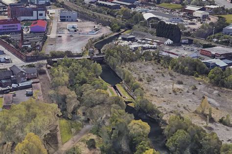 Man Hospitalised After Wolverhampton Canal Attack In Broad Daylight