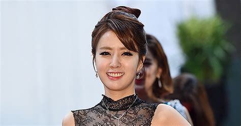 포토 정지원 아나운서 아름다운 미소지으며 등장~ Kbs 연예대상
