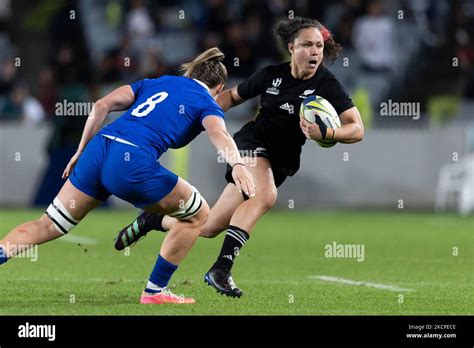 New Zealands Ruby Tui During The Womens Rugby World Cup Semi Final Match At Eden Park New Zealands Ruby Tui During The Womens Rugby World Cup Semi Final Match At Eden Park