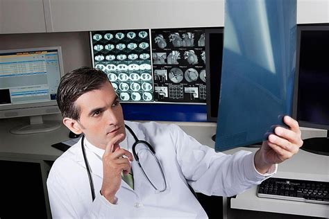 How To Become A Neurologist