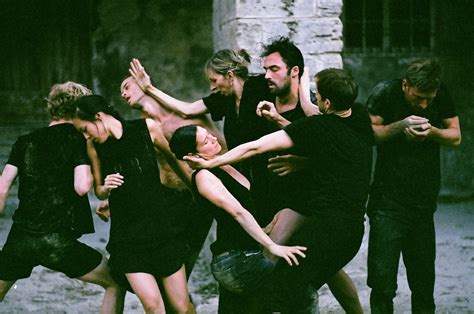 En Atendant Anne Teresa De Keersmaekers Rosas Sadlers Wells The