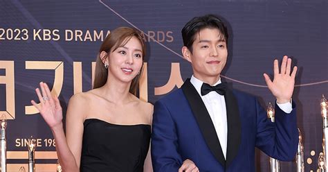 [포토s] 유이 하준 미소 나오는 커플