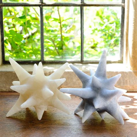 White Spikes Blue Spike 254a On Form