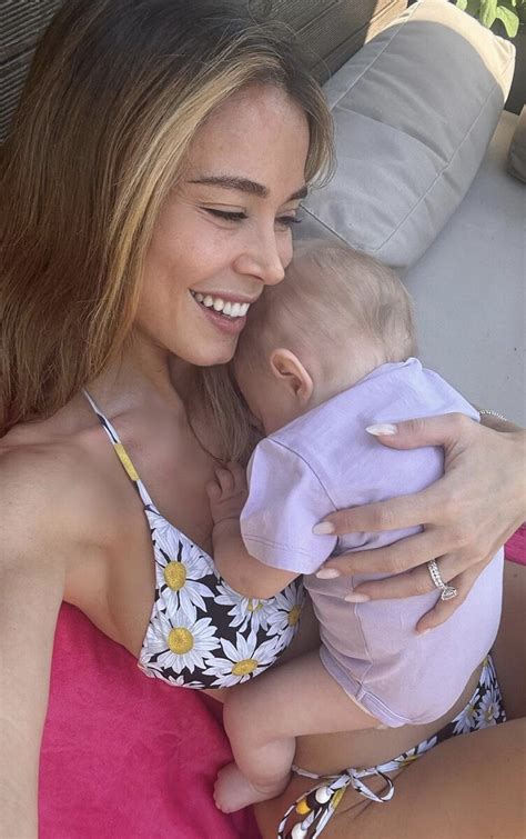 Diletta Leotta e Elodie già in bikini le foto hot con ospite a sorpresa